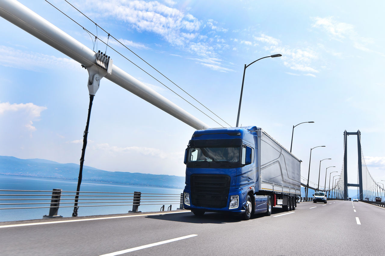 EPS with active steering 24 V (commercial vehicles) | Infineon Technologies
